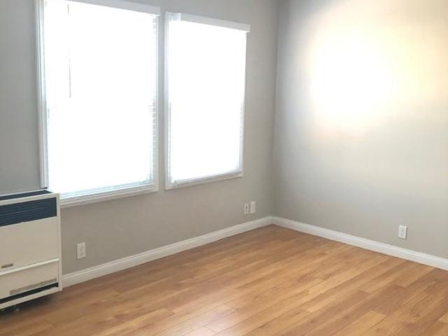 5139 Melrose Ave / Studio Apartment for Rent at 5139 Melrose Ave, Los Angeles, CA 90038 Hollywood Studio District