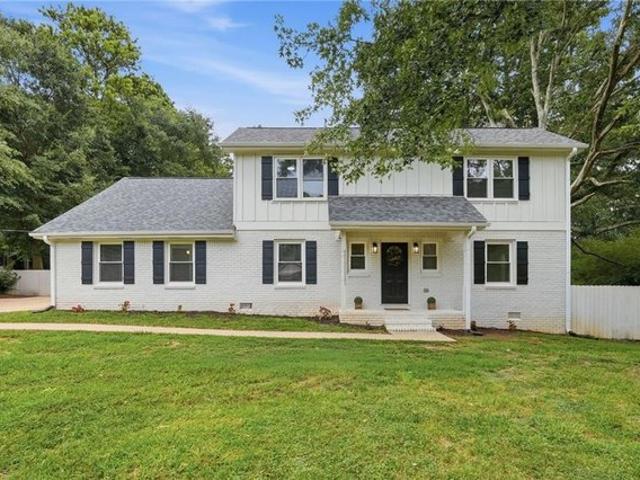 5139 Merry Ln, Gainesville, GA 30504