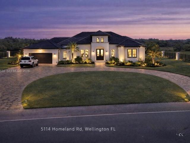 5130 Homeland Rd, Lake Worth, FL 33449