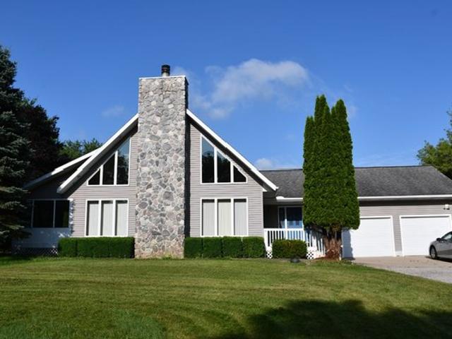 5130 Houston Rd, Eaton Rapids, MI 48827