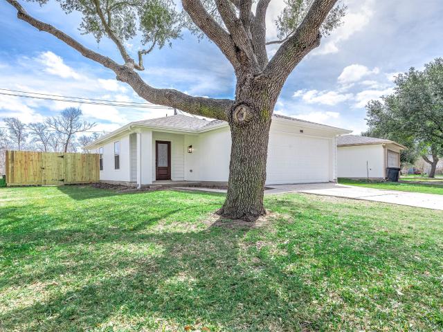 5130 Riverwood Drive