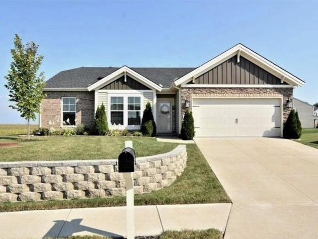 5131 Stables Dr, Evansville, IN 47715