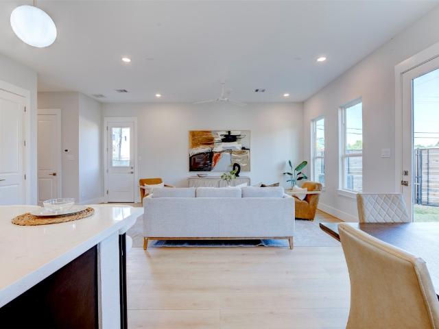 5132 Rosslyn Rd, Houston, TX 77018 | MLS #60979 | Compass