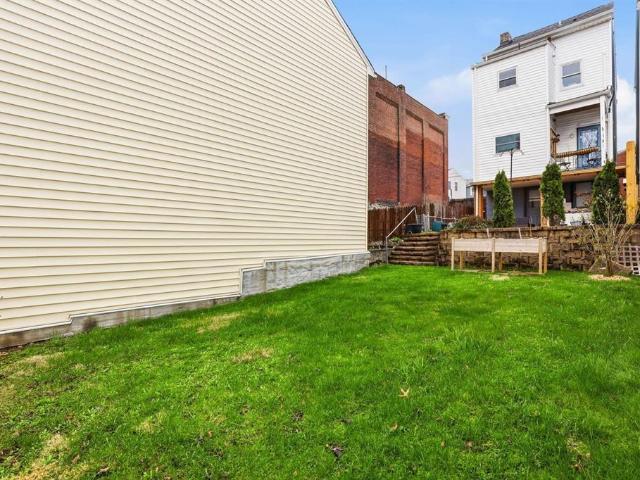 5133 Holmes St, Pittsburgh, PA 15201 | MLS #1745