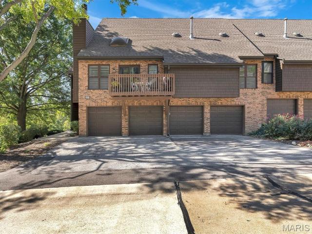 5133 Hollow Wood Ct, Unit A, St. Louis, MO 63128 | Compass