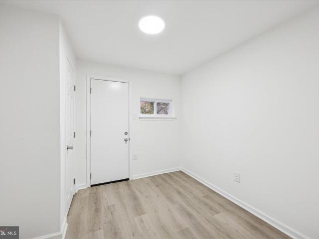 5133 Reno Street