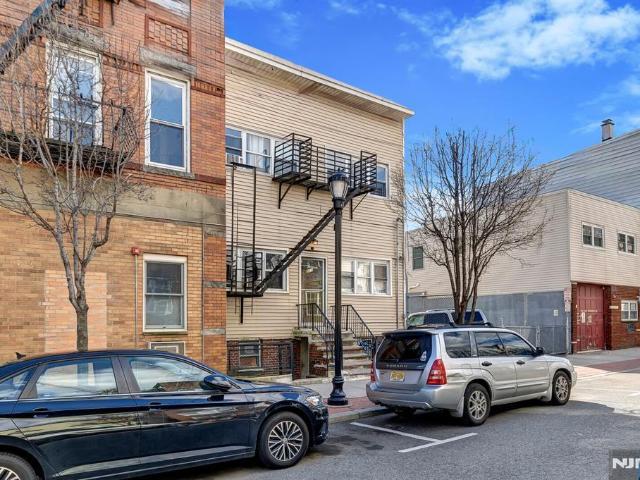 513 11th Street