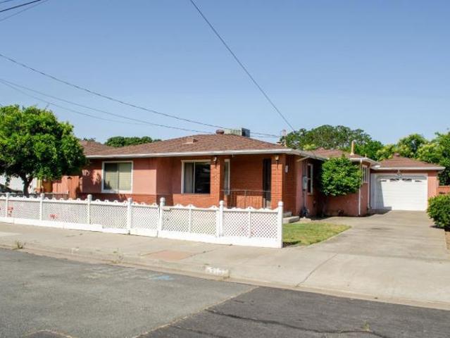513 4th St, Oakley, CA 94561