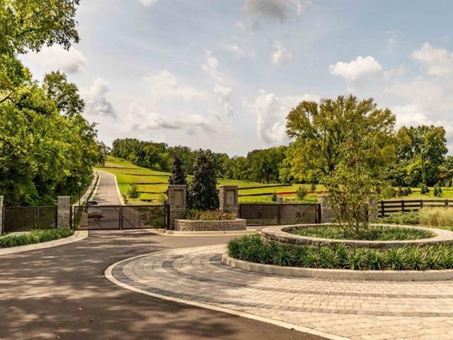 513 Cielo Dr, Brentwood, TN 37027