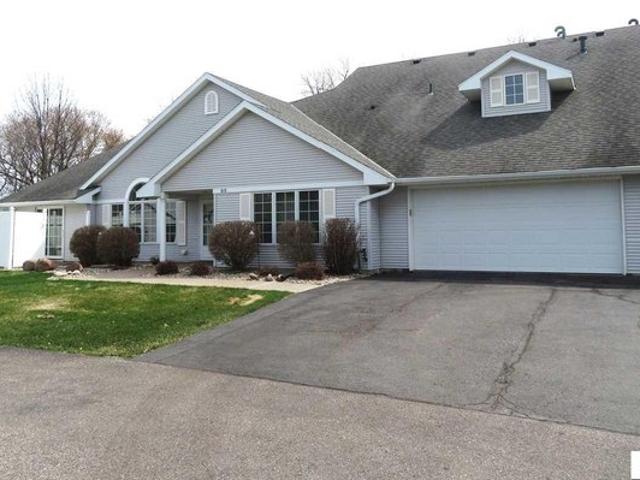513 Crystal Cir, Mankato, MN 56001
