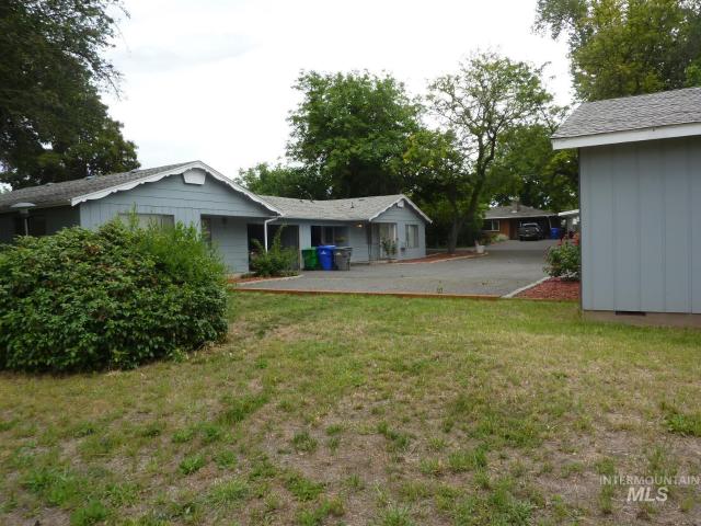 513 A, B 515 A, B Bryden Drive