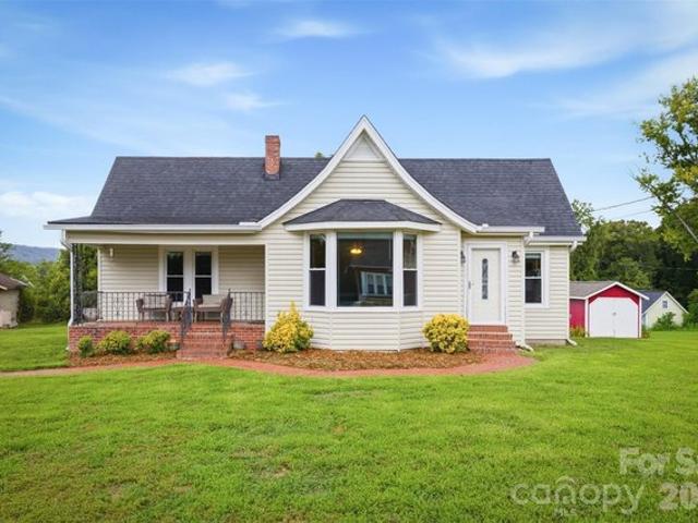 513 Bouchard Ave NE, Valdese, NC 28690