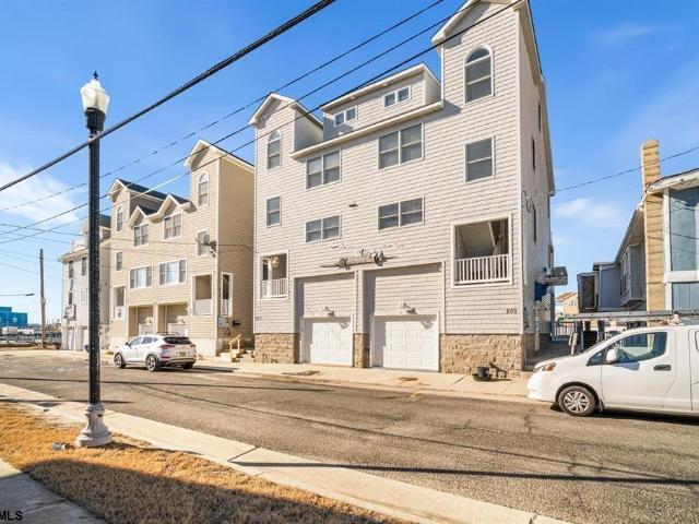 513 Barret Ave