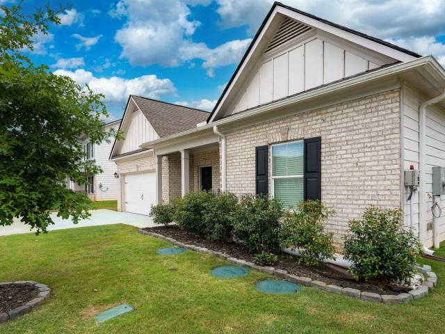 513 Bridlewood Circle