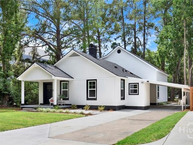 513 E 64th St, Savannah, GA 31405