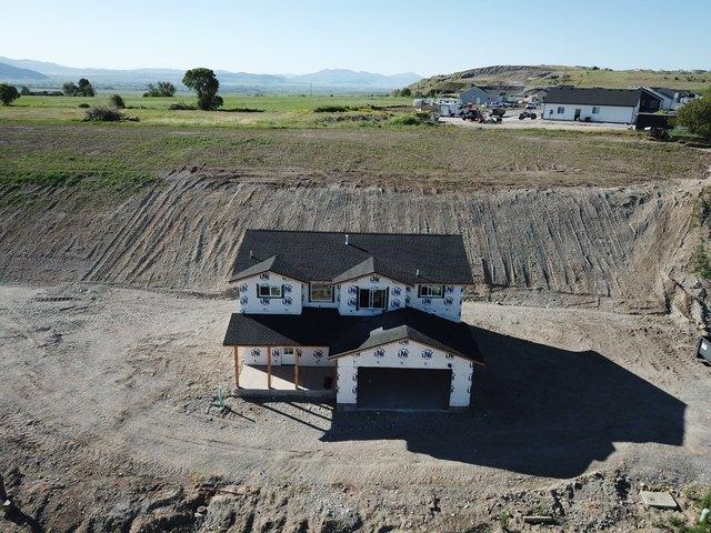 513 E Upper Canyon Rd, Smithfield, UT 84335
