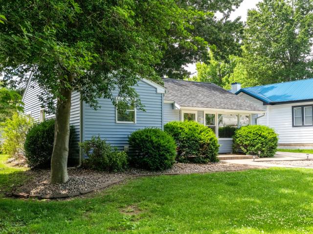 513 E Allen Avenue
