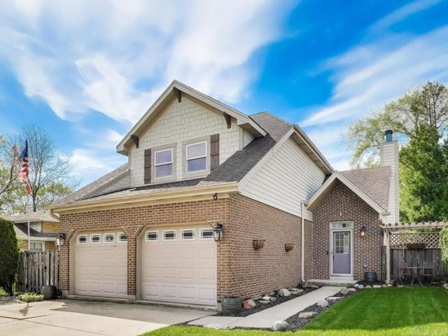 513 E Central Rd, Arlington Heights, IL 60005