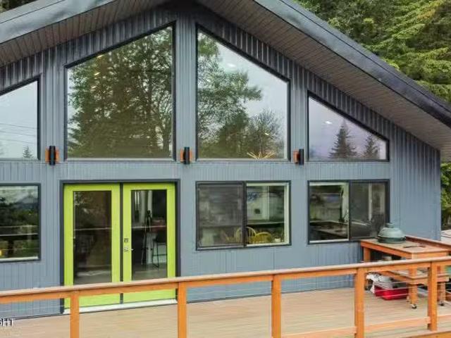 513 FIRST AVE, SEWARD, AK 99664 Multi Family For Sale MLS# 24.