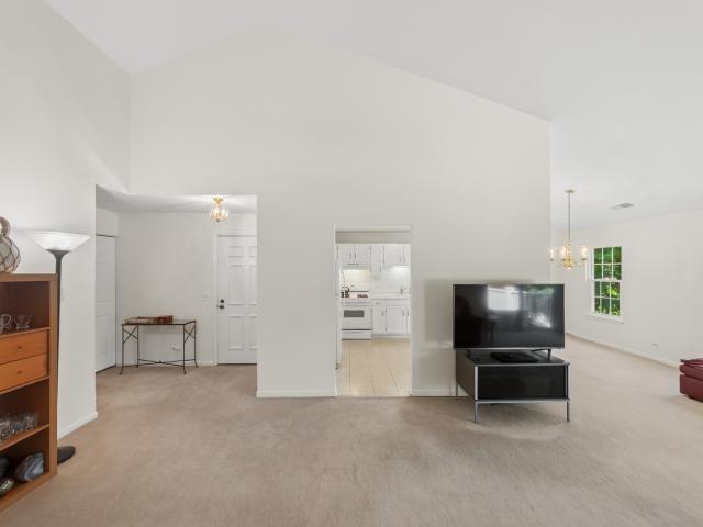 513 Kingsmill Lane # C