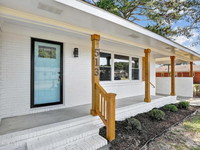 513 Hamilton Drive