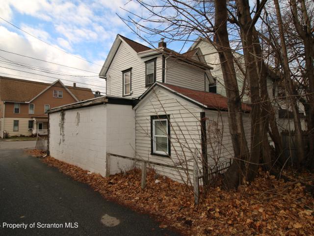 513 Hickory St, Scranton, PA 18505 | MLS #SC6533