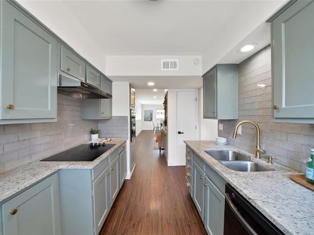 513 Lexington Lane