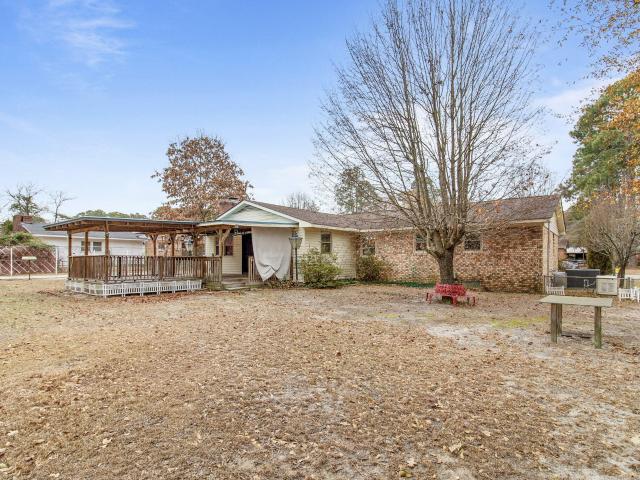 513 Maxine St, Fayetteville, NC 28303 | MLS #10156