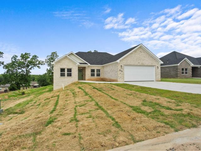 513 Madeleine Circle
