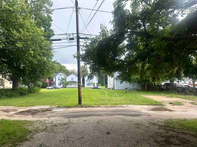 513 Madison Street