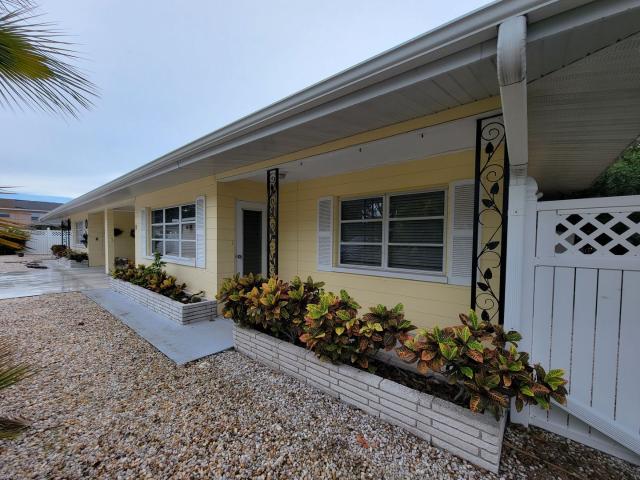 513 Manatee Court
