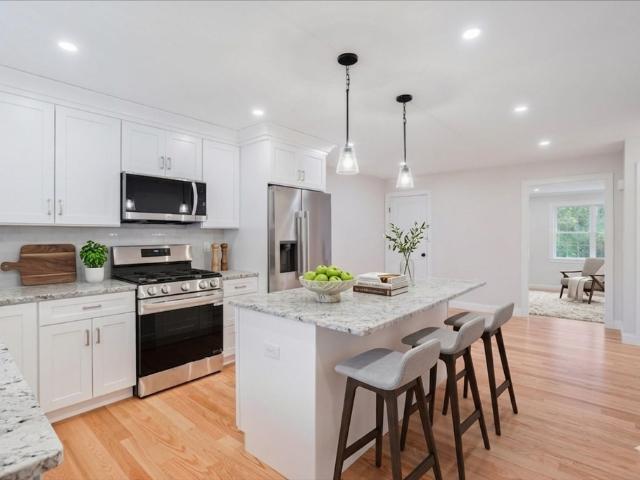 513 Mendon Rd, Unit 1, Attleboro, MA 02703 | MLS #73519