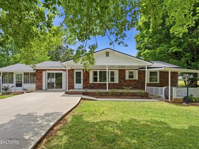 513 Smokey Dr, Loudon, TN 37774