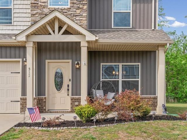 513 Somerset Ln, Clarksville, TN 37042