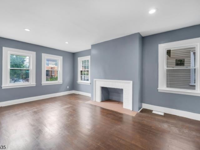 513 Sanford Ave