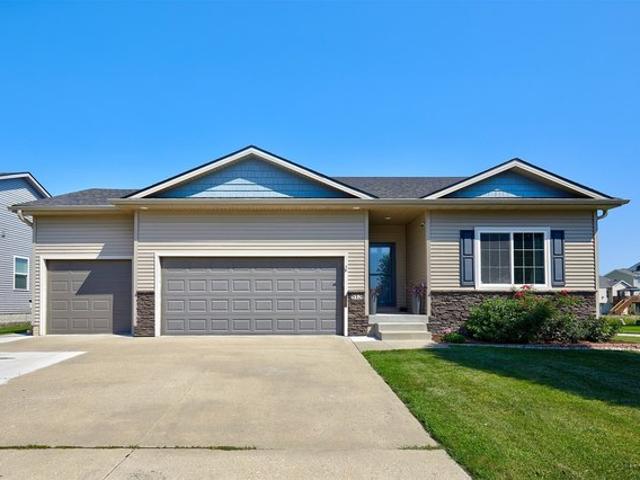 513 SE 15th St, Grimes, IA 50111