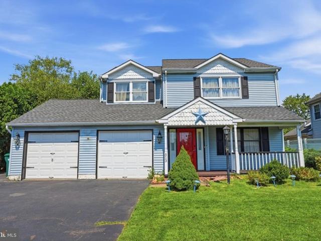 513 Stanford Rd, Fairless Hills, PA 19030