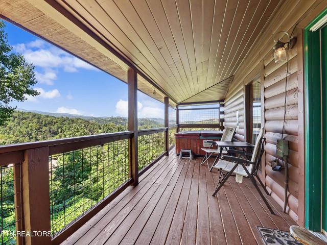 513 Parsons Branch Way