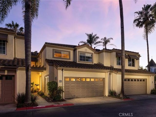 513 Pierside Cir, Huntington Beach, CA 92648