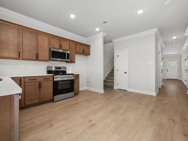 513 Rohan Dr