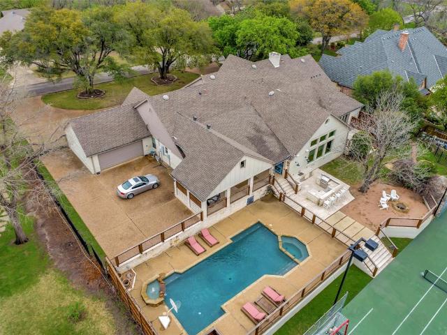 513 Rolling Hills Road