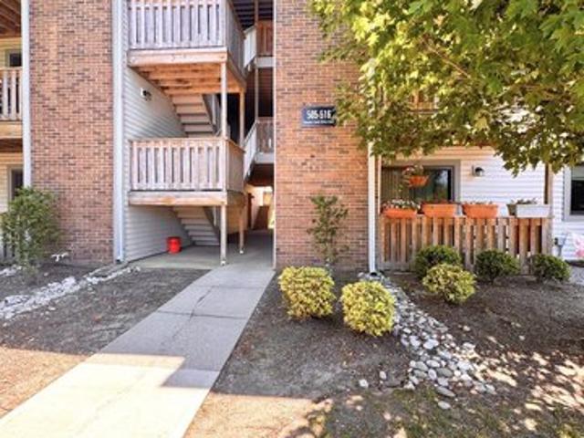 513 Ravens Crest Dr, Plainsboro, NJ 08536