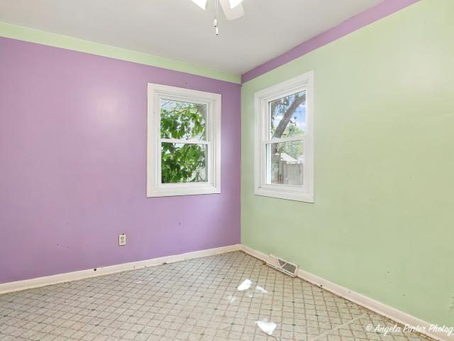 513 Rand Road
