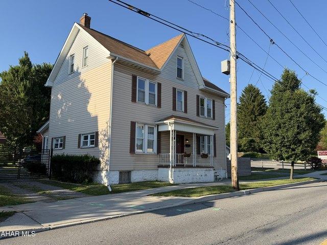 513 W High St, Ebensburg, PA 15931