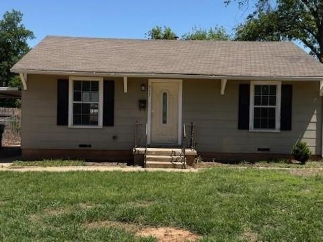 513 W Inwood Dr, Wichita Falls, TX 76301