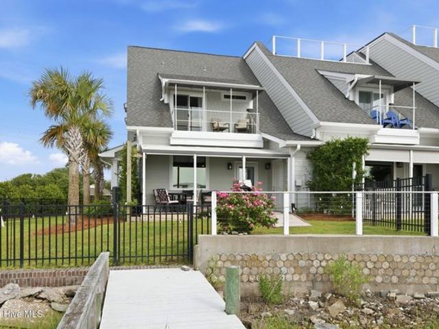 513 Turner St, Beaufort, NC 28516