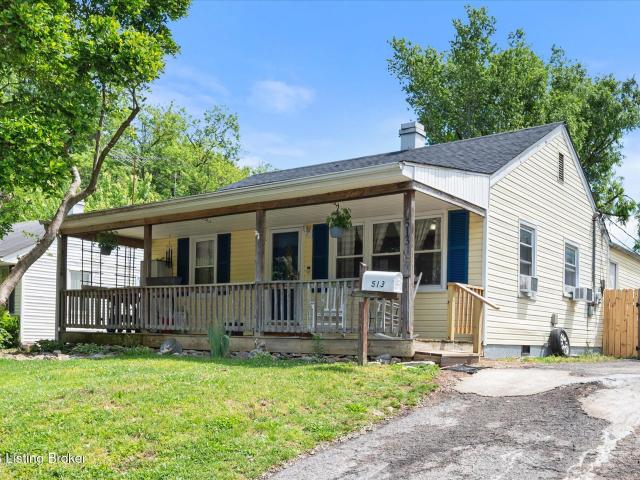 513 Village Dr