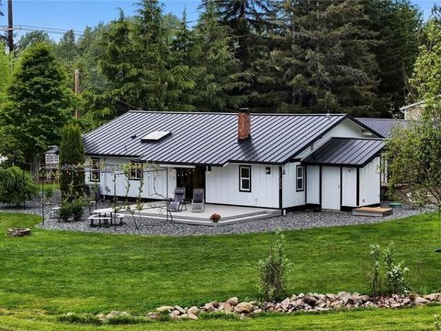 5144 Hannegan Rd, Bellingham, WA 98226