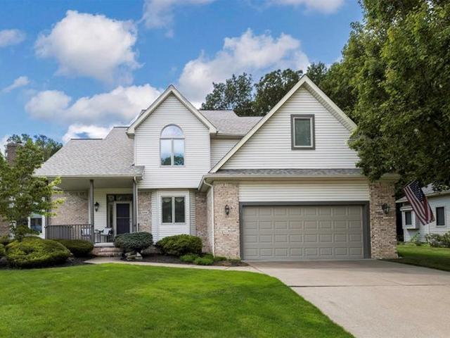5144 Ridegdale Dr, Erie, PA 16506