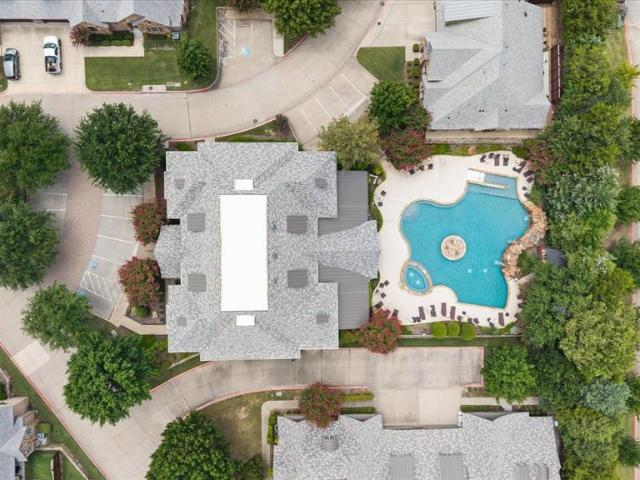 5145 Kentwood Drive